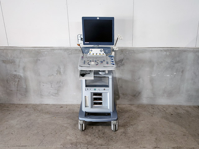 Ultrasound LOGIQ P6 GE | Used Medical Equipment Supplier in Japan ...