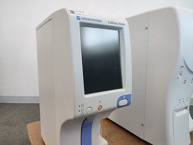 Blood Analyzer + CRP MEK-6500/CRP-3100 NIHON KOHDEN | Used Medical ...